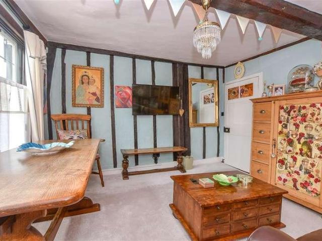 3 bed property for sale
