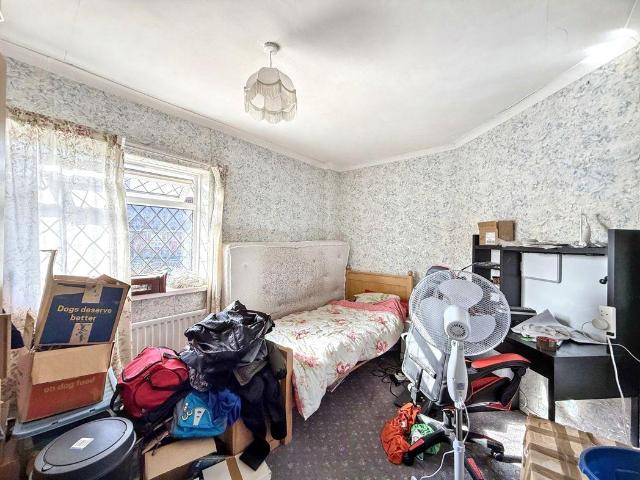 3 bed property for sale
