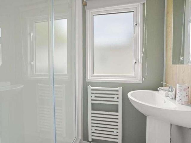 3 bed property for sale