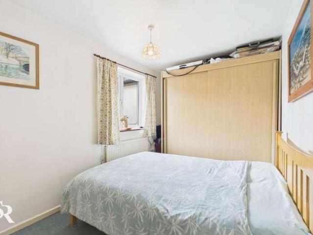 3 bed property for sale