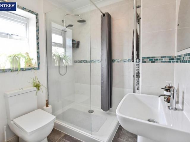 3 bed property for sale