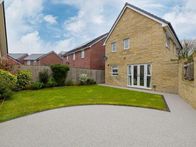 3 bed property for sale
