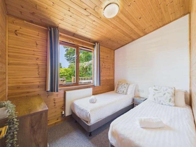3 bed property for sale