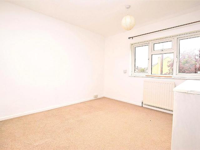 3 bed property for sale
