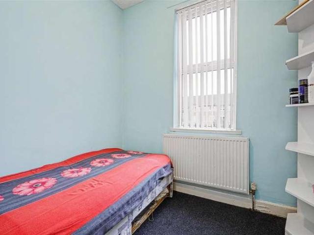 3 bed property for sale