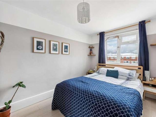 3 bed property for sale