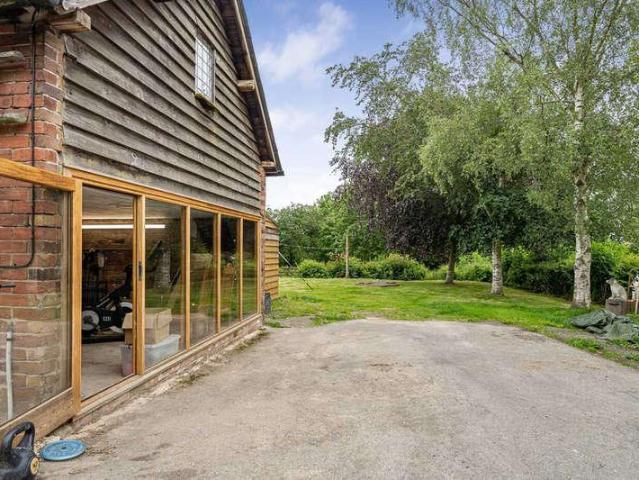 3 bed property for sale