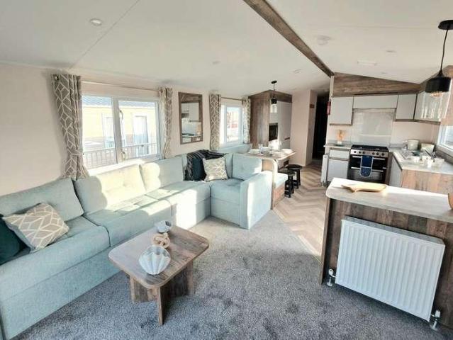 3 bed property for sale