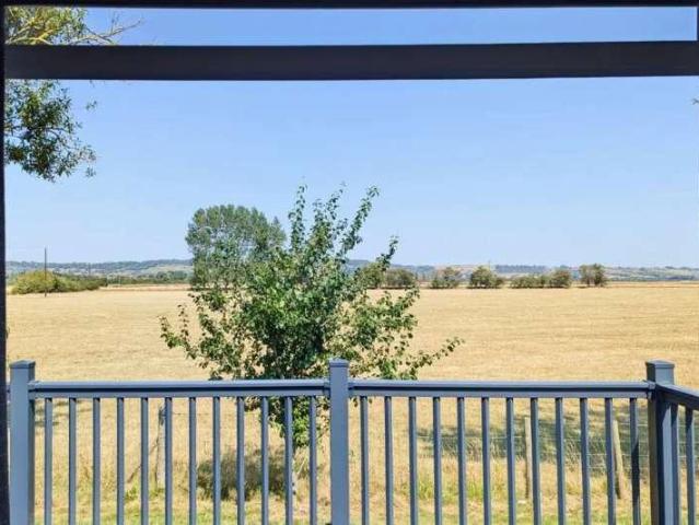 3 bed property for sale