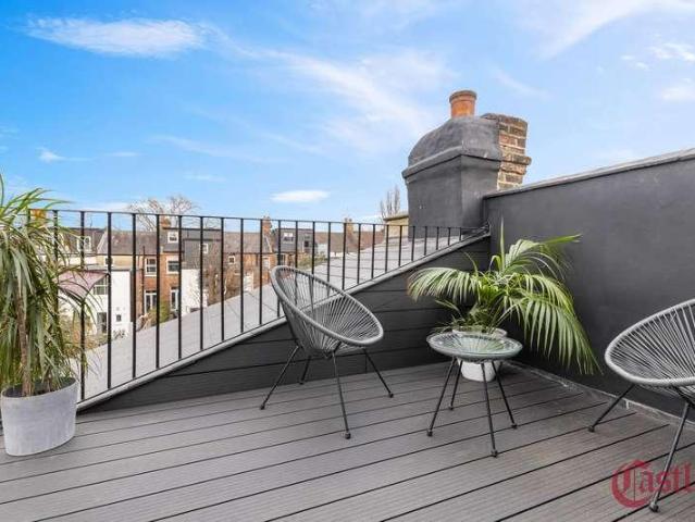 3 bed property for sale