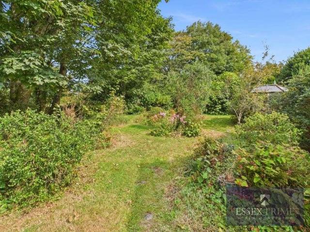 3 bed property for sale