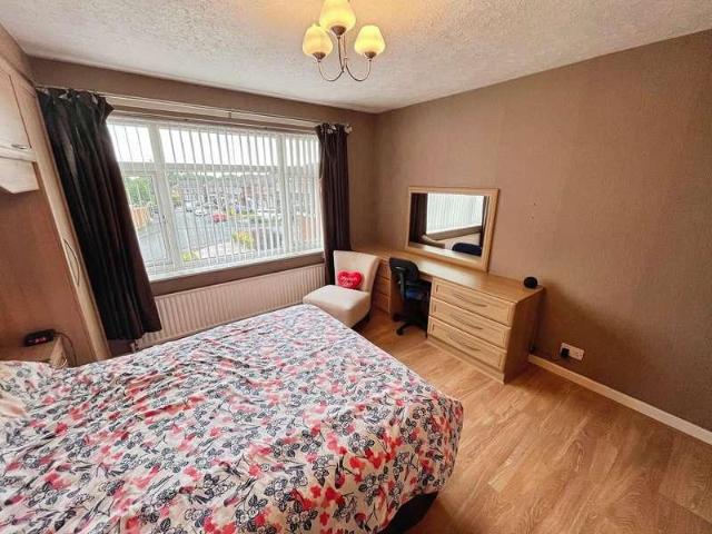 3 bed property for sale
