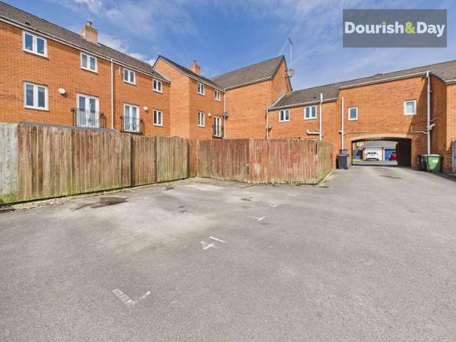 3 bed property for sale