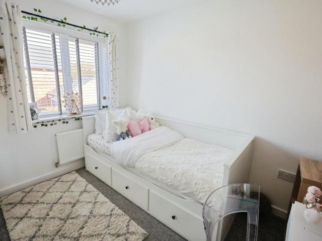 3 bed property for sale