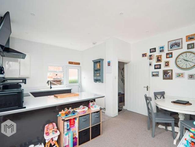 3 bed property for sale