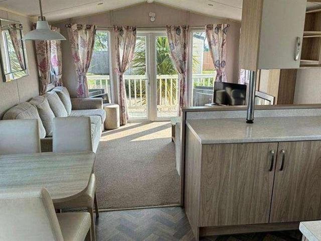 3 bed property for sale