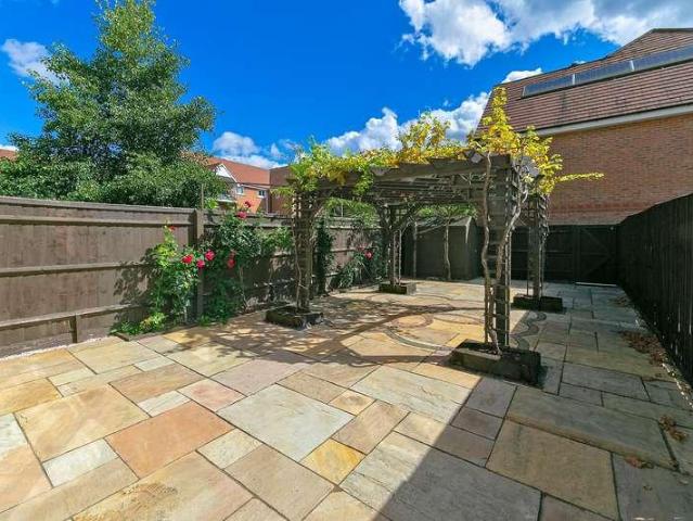 3 bed property for sale