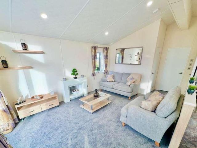 3 bed property for sale