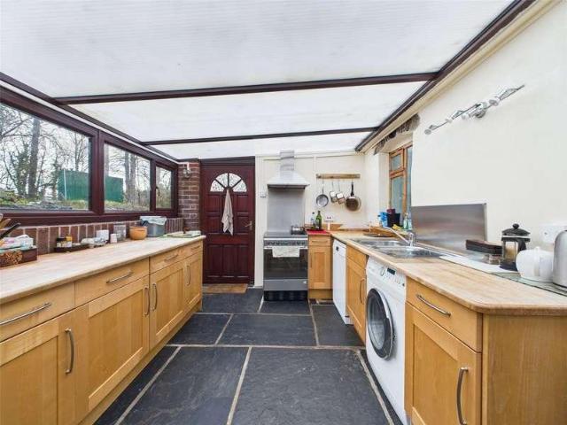 3 bed property for sale