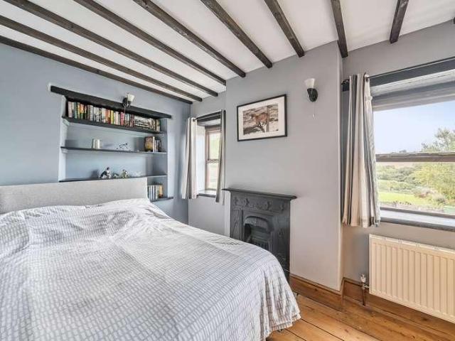 3 bed property for sale
