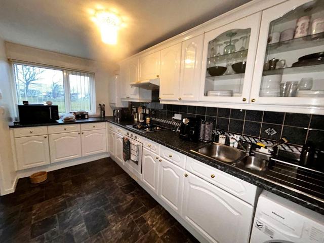 3 bed property for sale