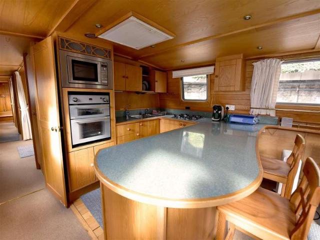 3 bed property for sale