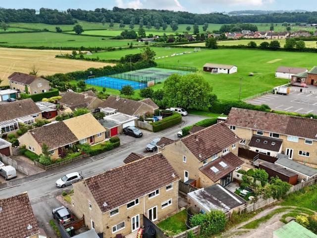 3 bed property for sale
