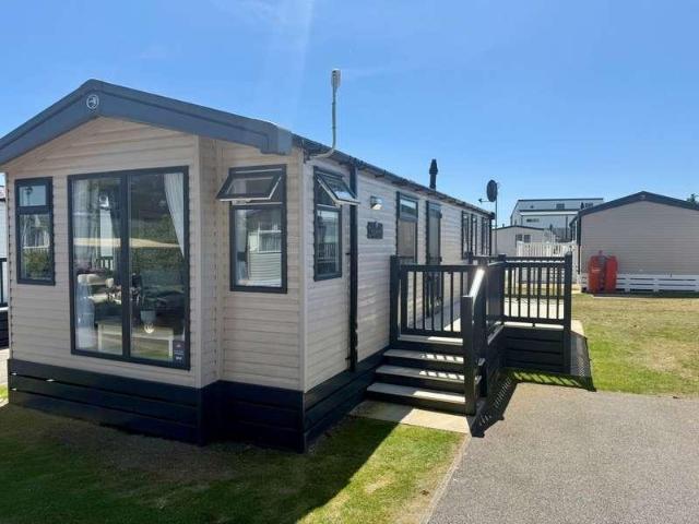3 bed property for sale