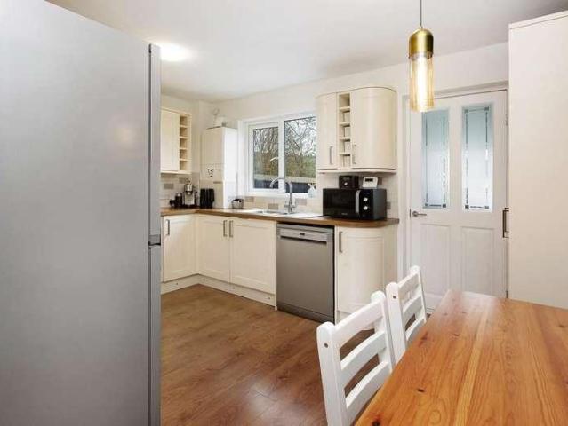 3 bed property for sale