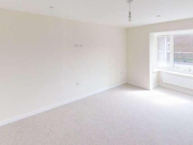 3 bed property for sale