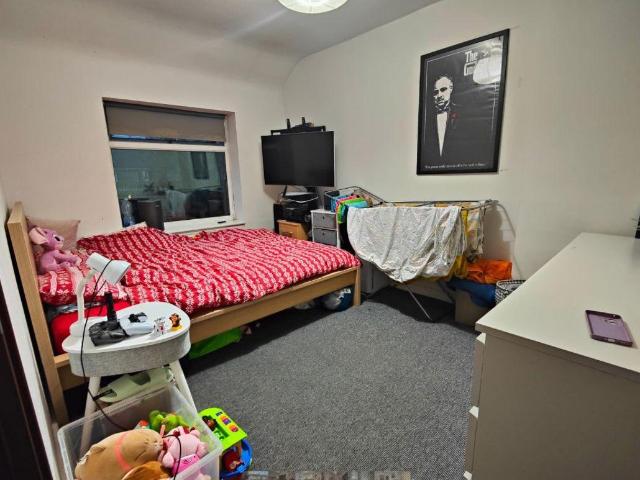 3 bed property for sale