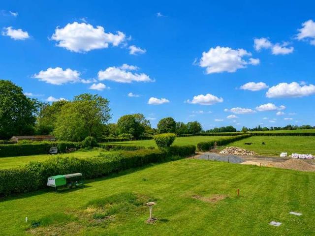 3 bed property for sale