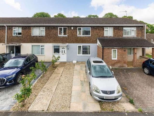 3 bed property for sale
