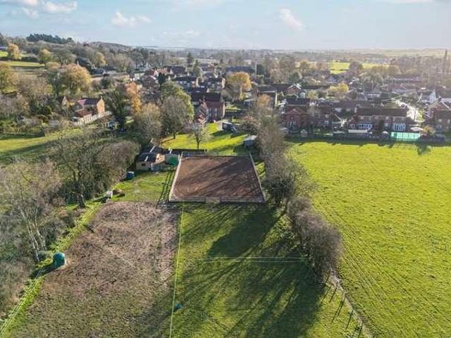 3 bed property for sale