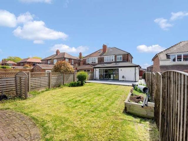 3 bed property for sale