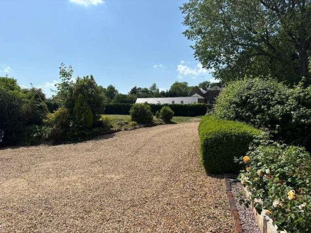 3 bed property for sale