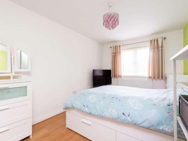 3 bed property for sale