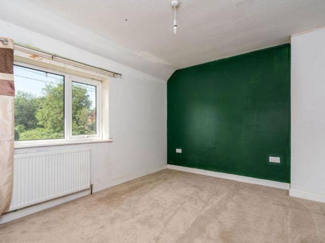 3 bed property for sale