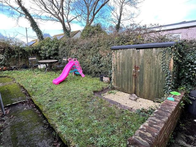 3 bed property for sale