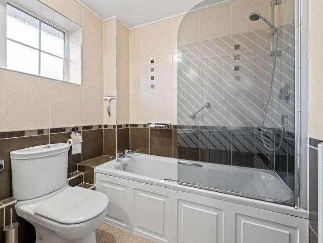 3 bed property for sale