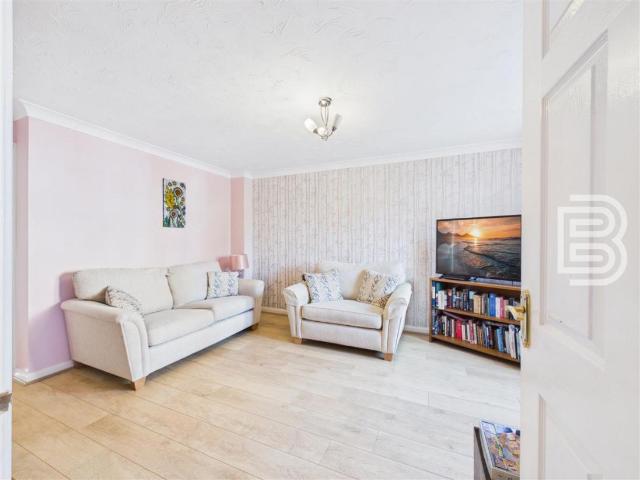 3 bed property for sale