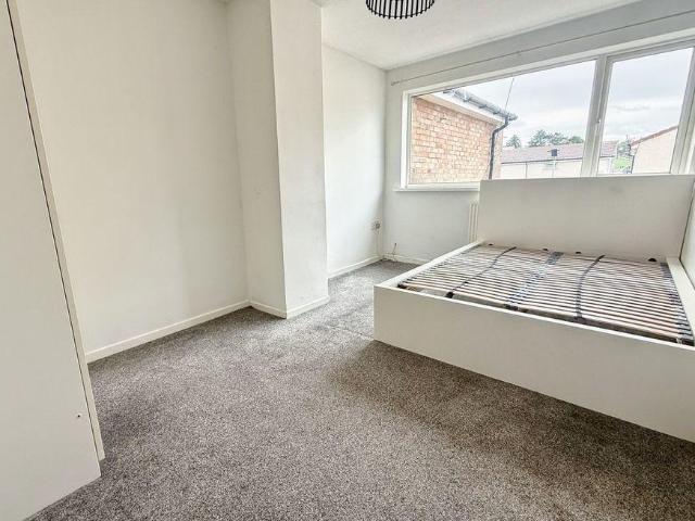 3 bed property for sale