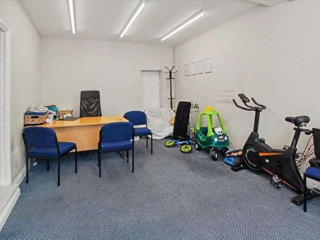 3 bed property for sale