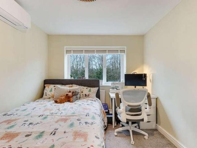 3 bed property for sale