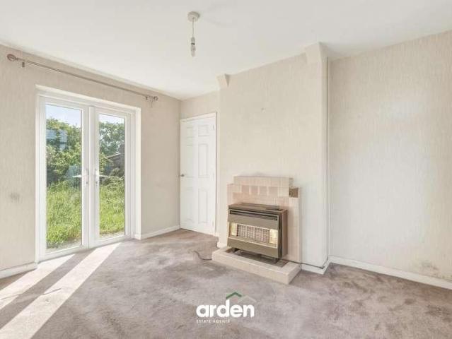 3 bed property for sale