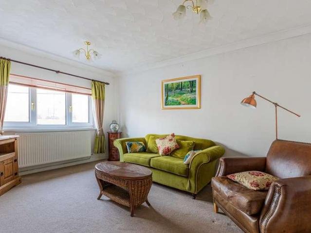 3 bed property for sale