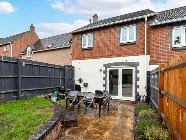 3 bed property for sale