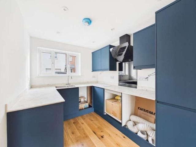3 bed property for sale