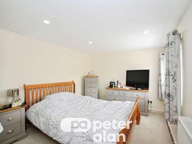 3 bed property for sale