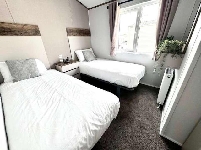 3 bed property for sale